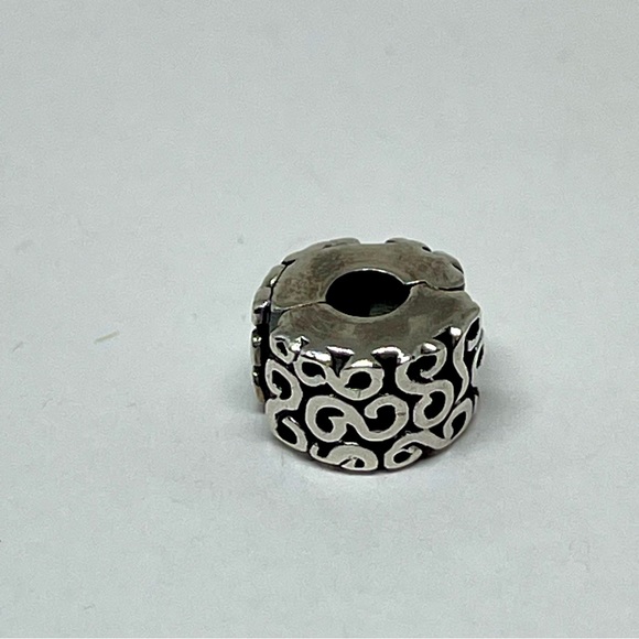 Pandora | Jewelry | Authentic Pandora Retired Swirl Serpentine Clip ...